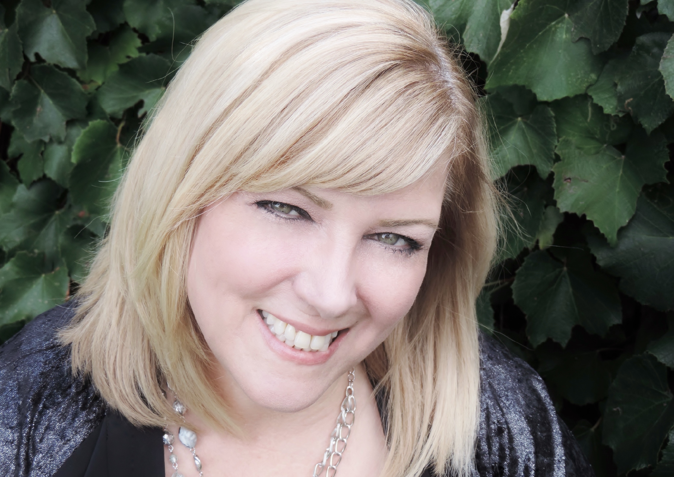 INTERVIEW: Analiese Rising by Brenda Drake